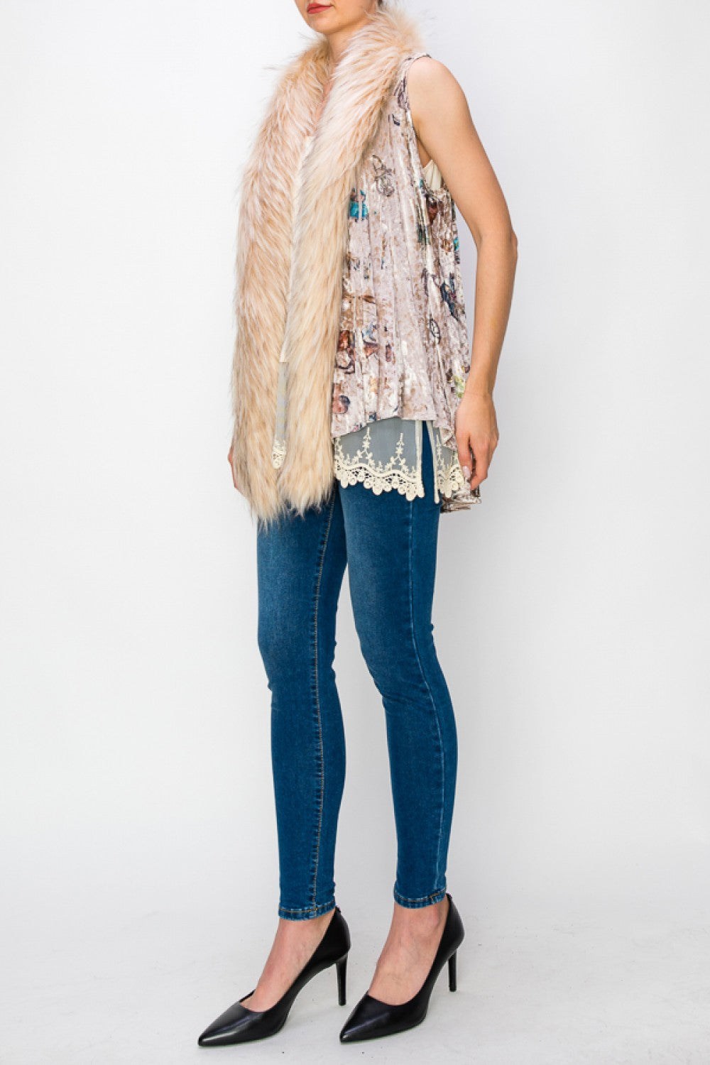 Sheer Vest with Velvet Faux Fur Color Lining | Barnwood Living